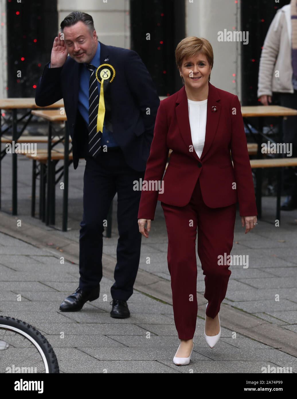 SNP leader Nicola Sturgeon joins Alyn Smith, the SNP's candidate for ...