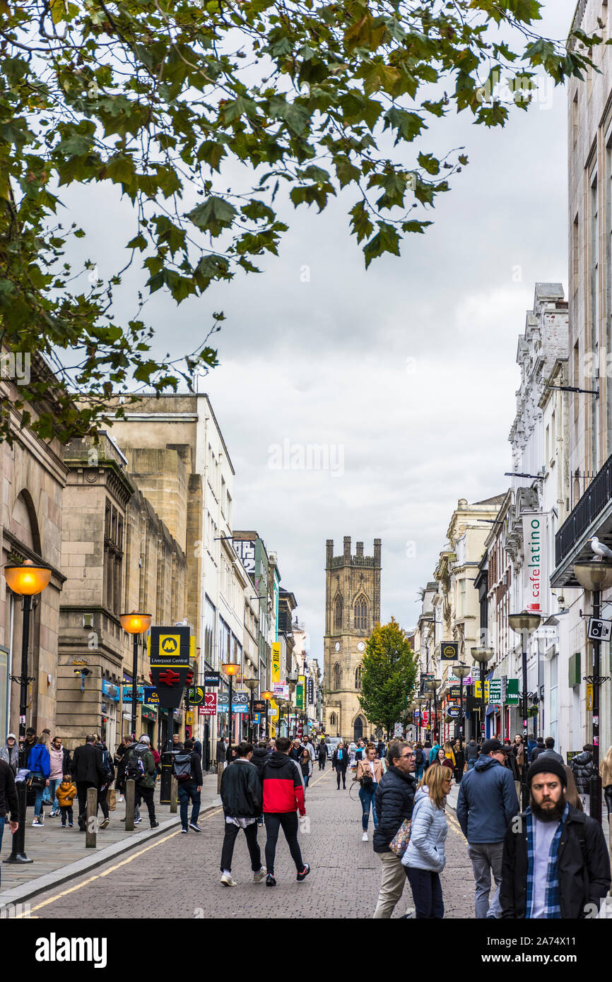 Bold Street, Liverpool, UK. Shoppers in the busy city centre retail ...