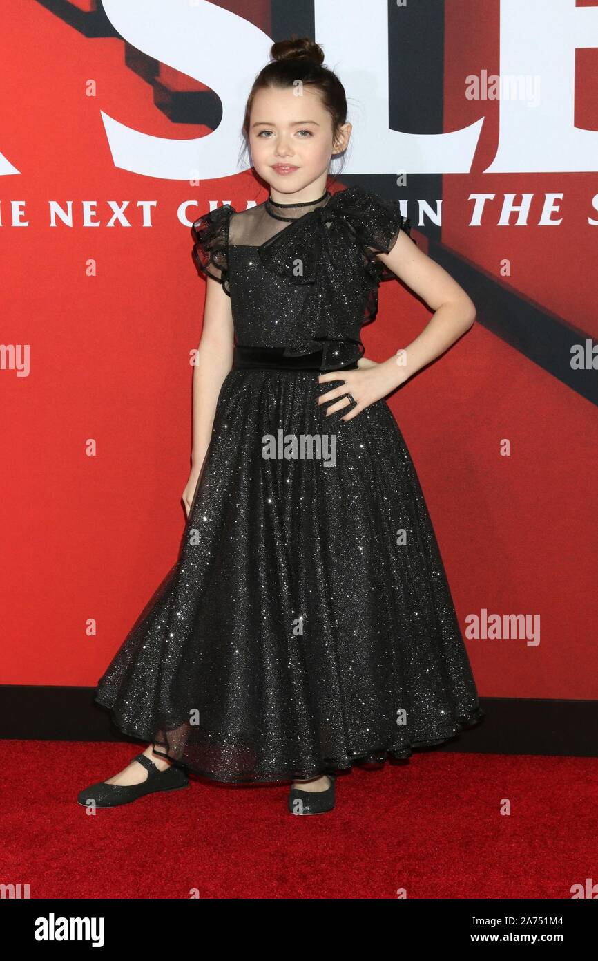 Los Angeles, CA. 29th Oct, 2019. Violet McGraw at arrivals for DOCTOR ...