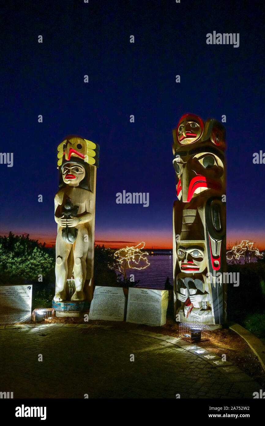 Coast Salish Housepost by Susan Point and Haida Totem Pole by Robert ...