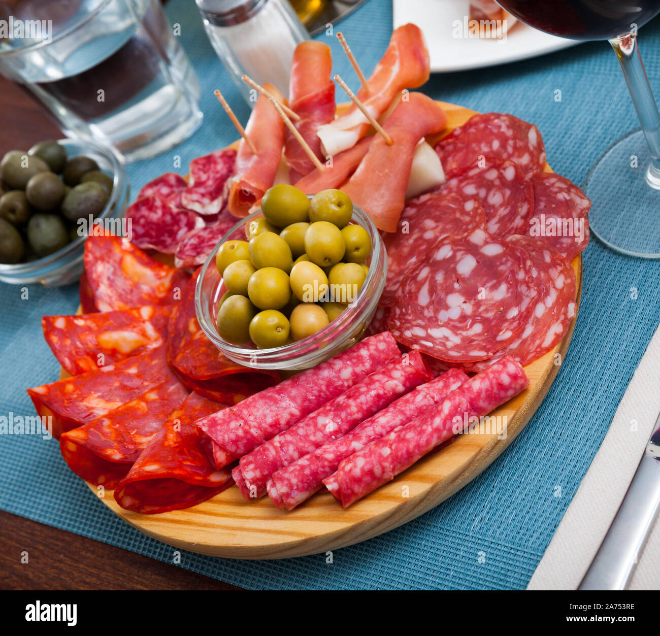Cold smoked meat plate with traditional Spanish chorizo, fuet and ...