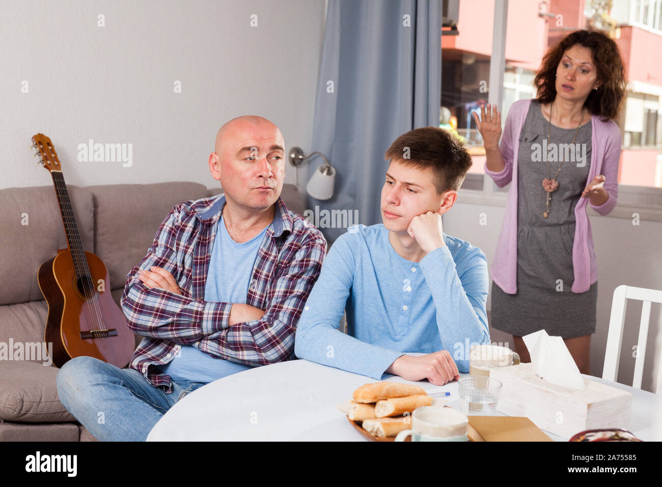 Woman worried teen son hi-res stock photography and images - Alamy