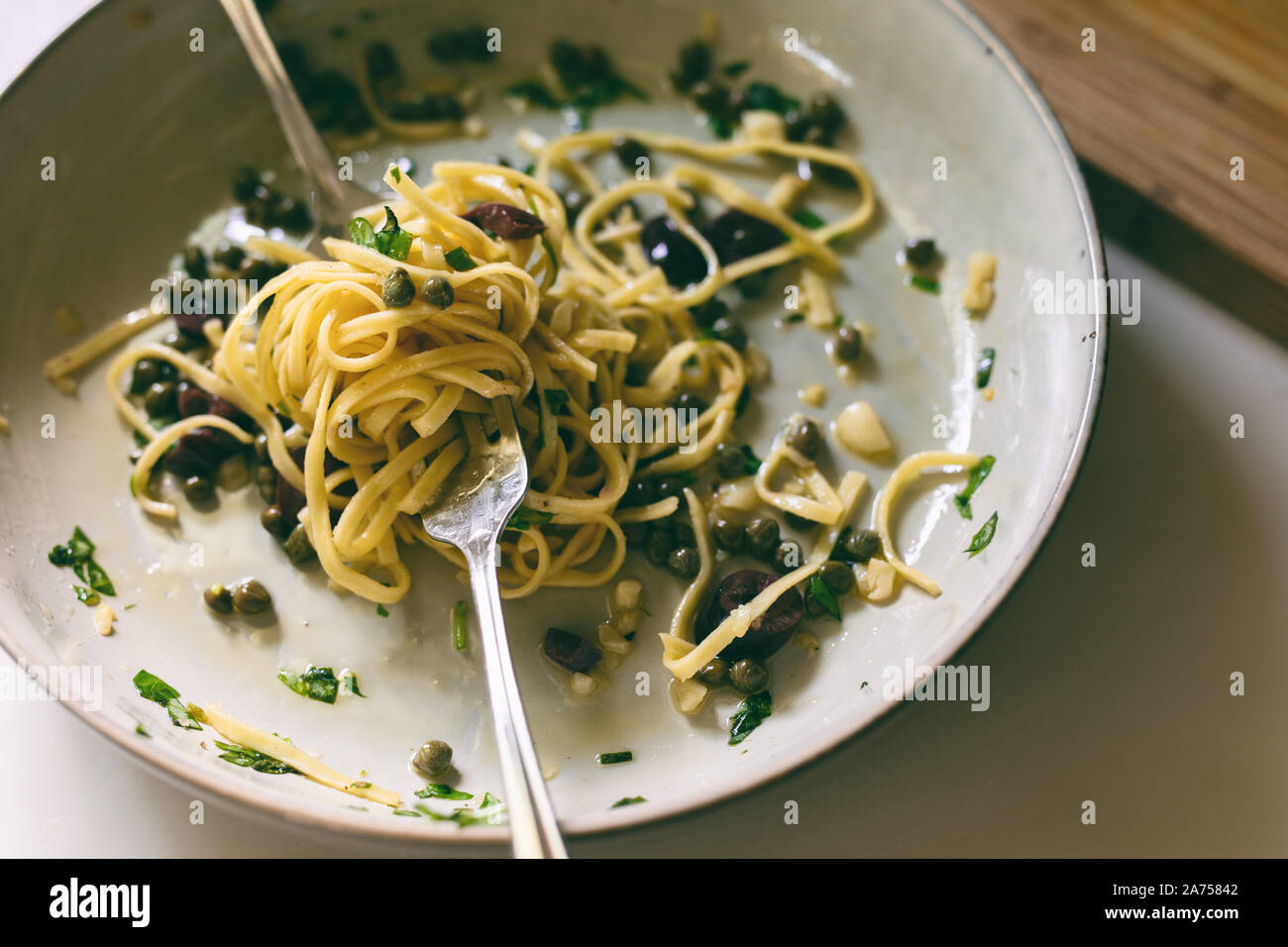 Full strands hi-res stock photography and images - Alamy