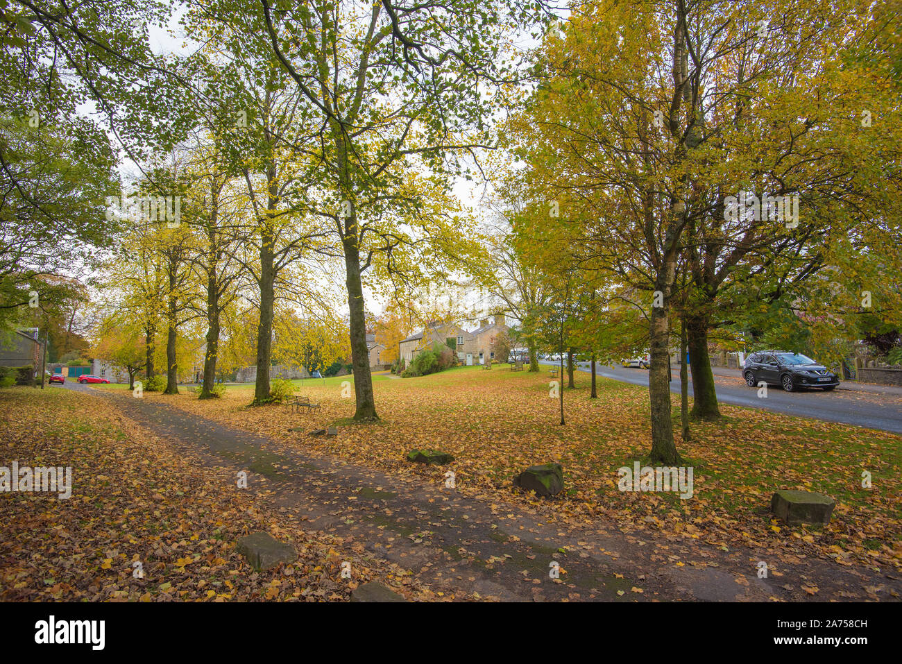 Village green langcliffe langcliffe near settle hi-res stock ...