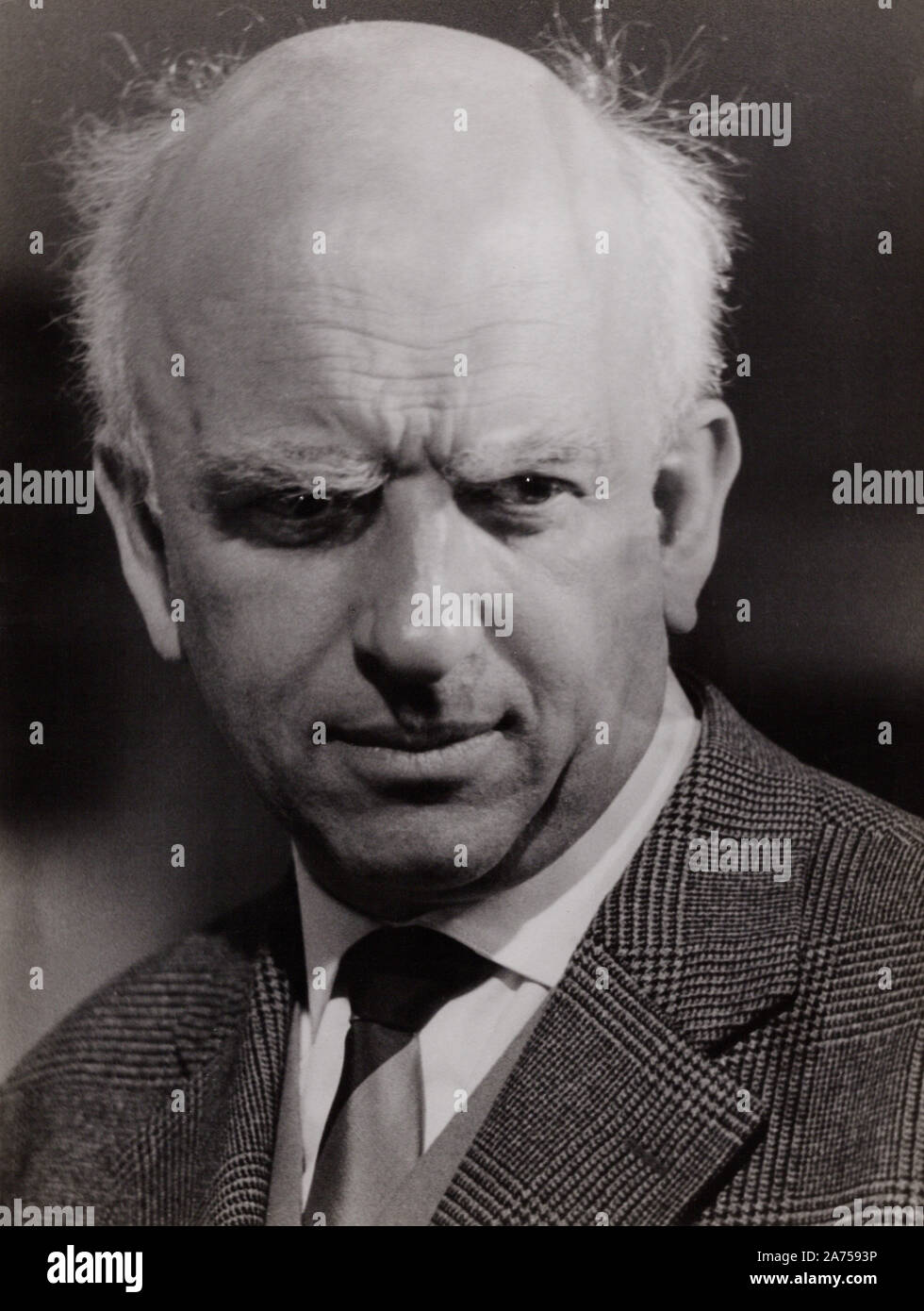 Werner Finck, deutscher Kabarettist, Schriftsteller und Schauspieler ...
