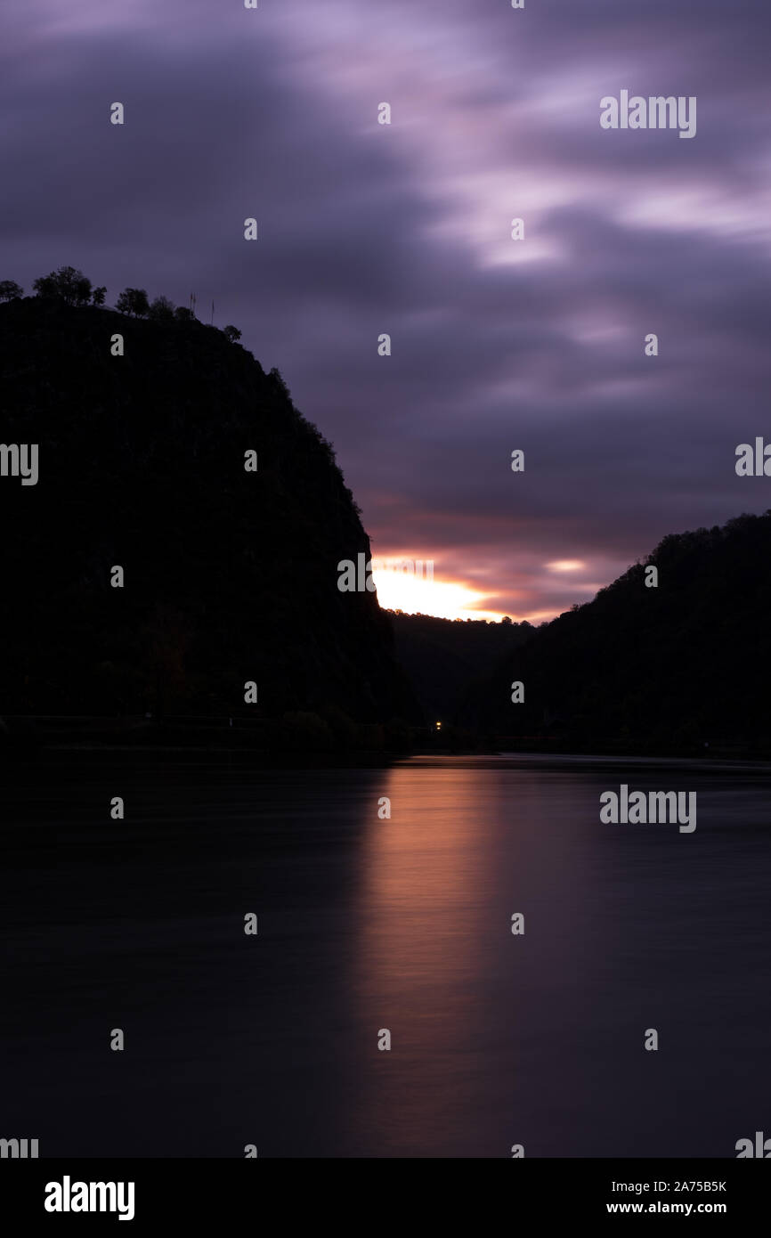 Legend of the loreley hi-res stock photography and images - Alamy