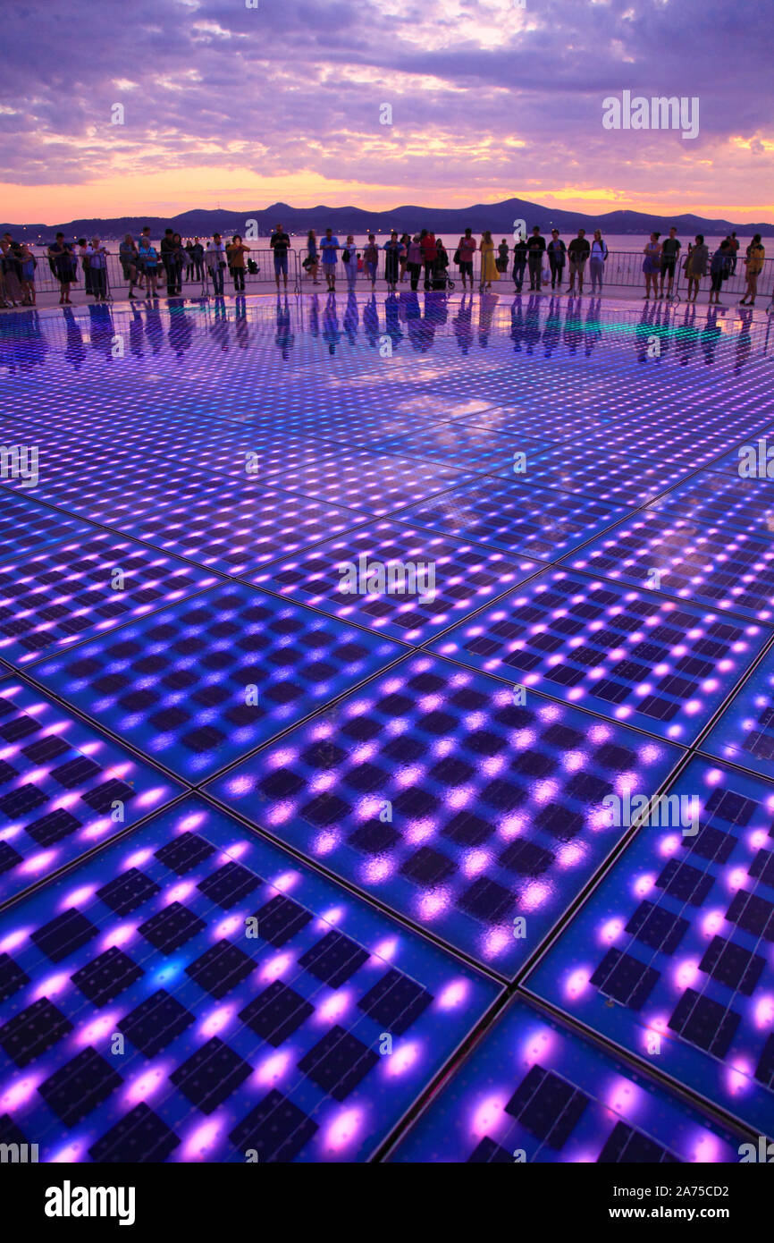 Solar photovoltaic modules hi-res stock photography and images - Alamy