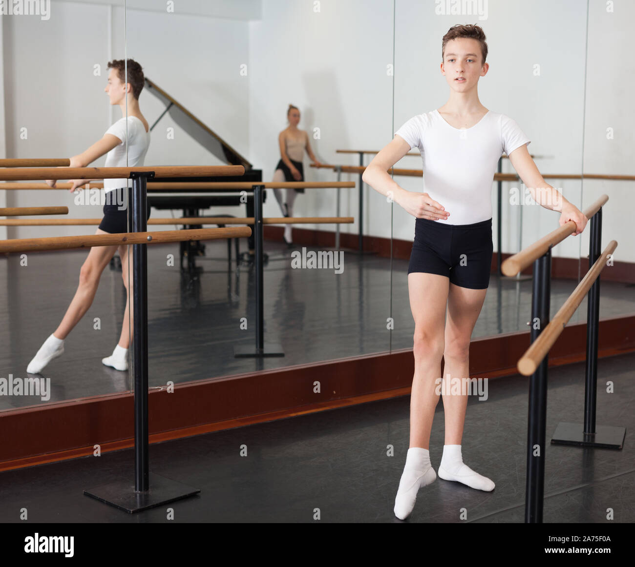 Efficient movement hi-res stock photography and images - Alamy