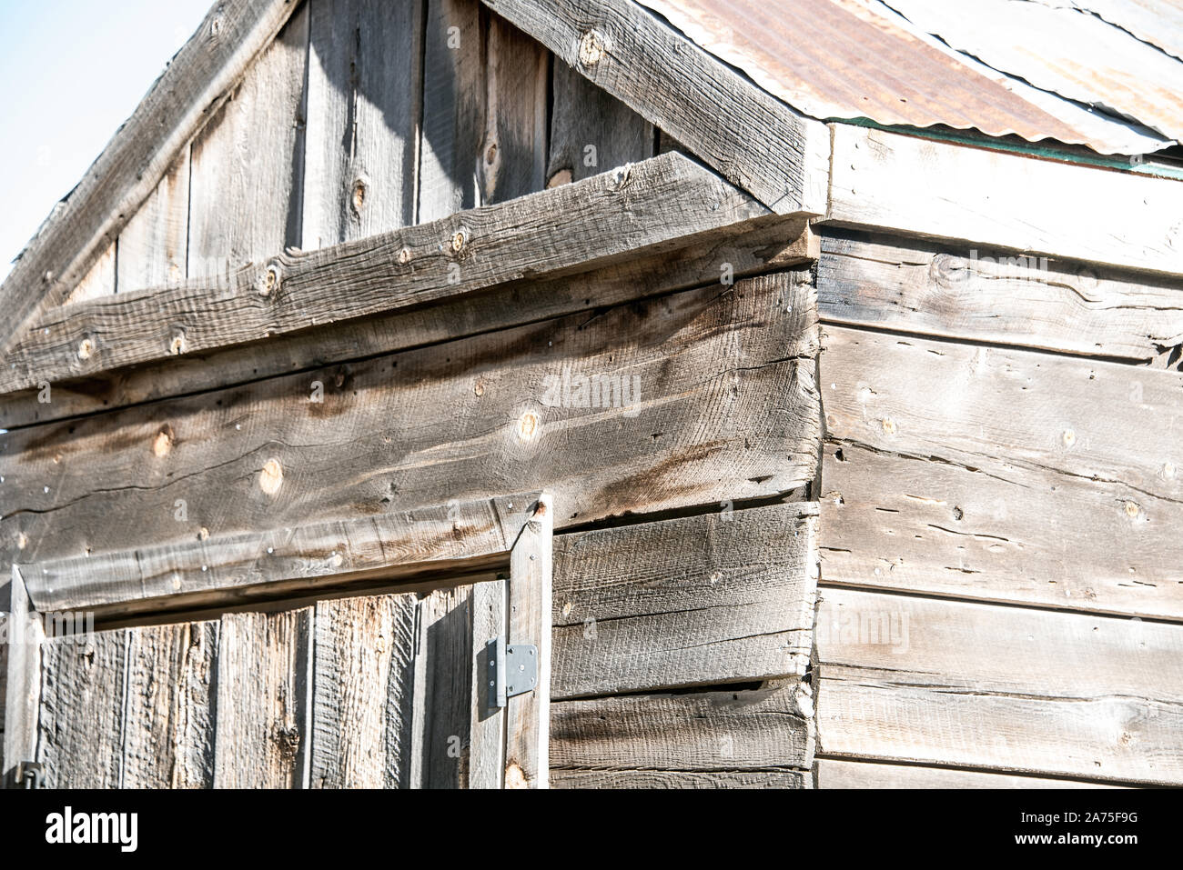 An old shack hi-res stock photography and images - Alamy
