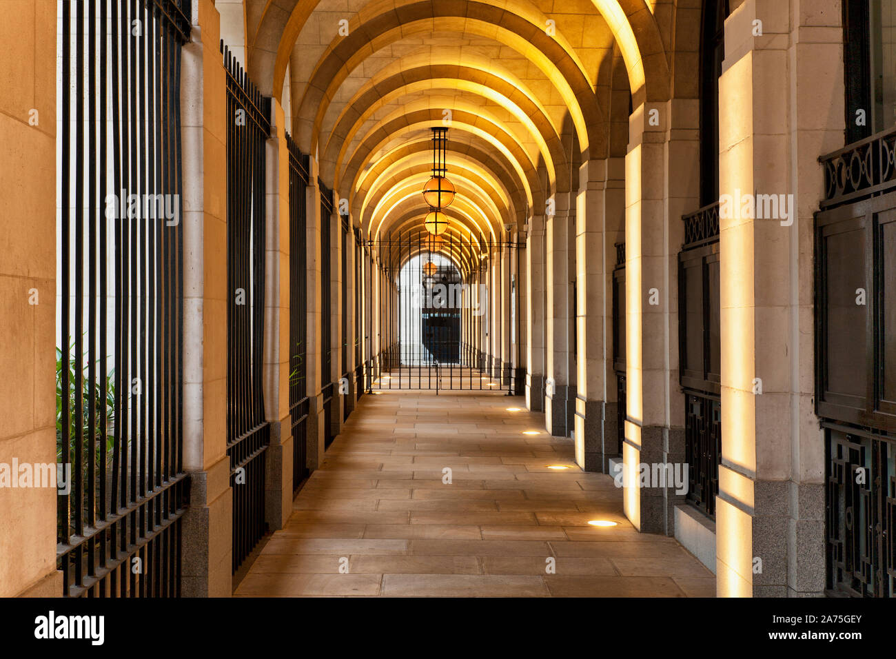 archway in city of london united kingdom in 2019 Stock Photo - Alamy