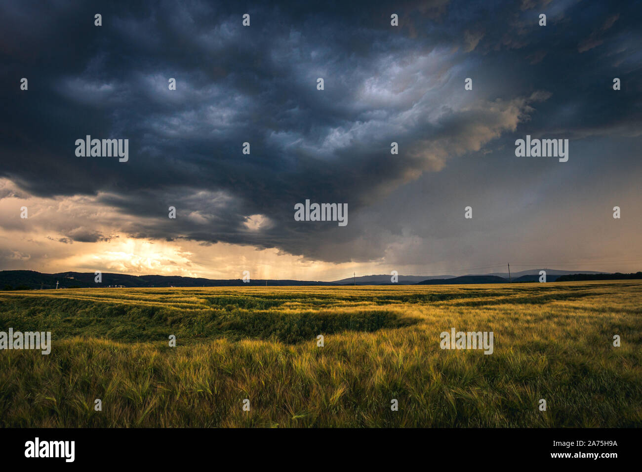 Landscape rain scene hi-res stock photography and images - Alamy
