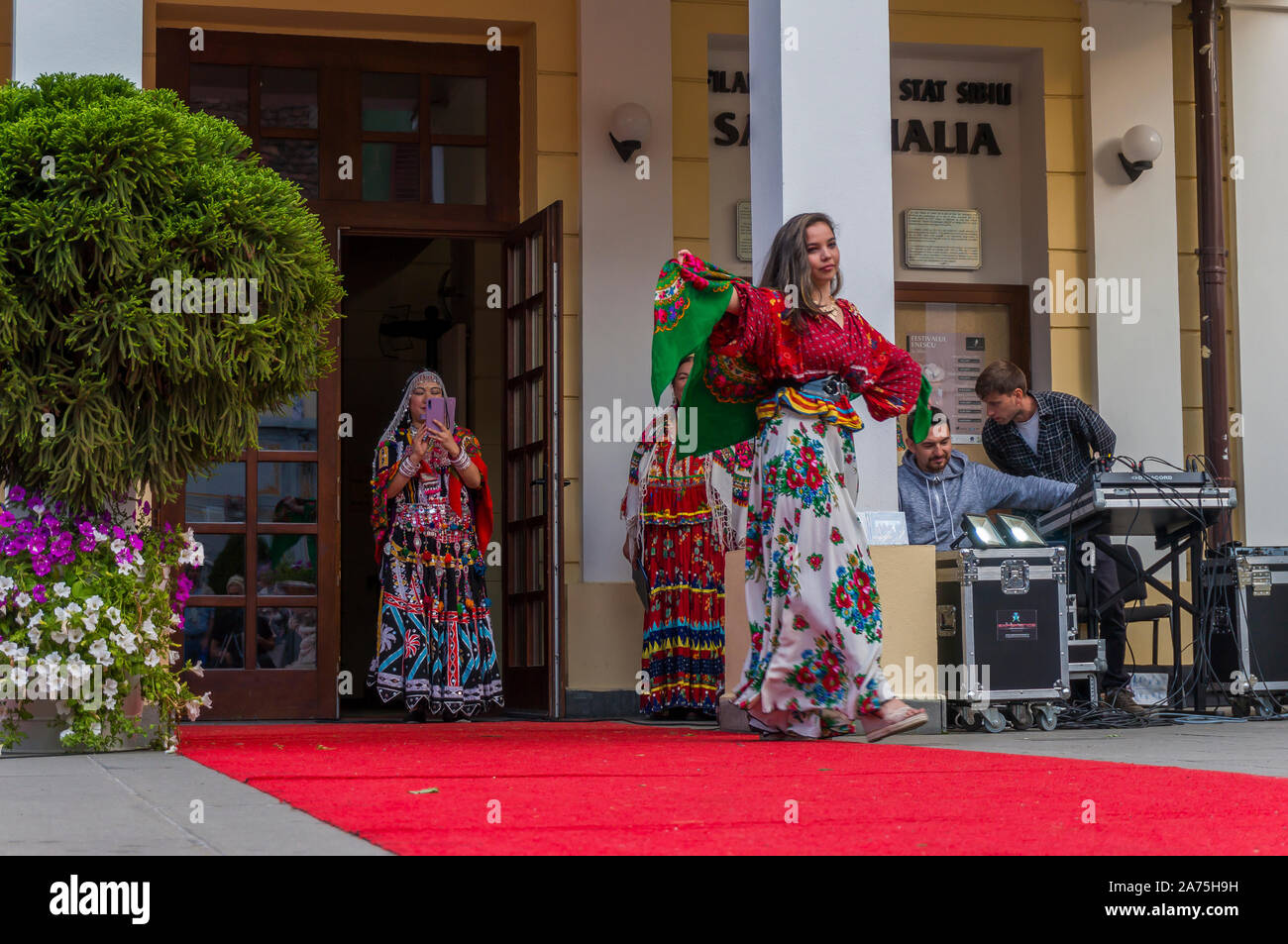 Bohemian Gypsy Life at Sibiu Internațional Poetry Roma Festival ...