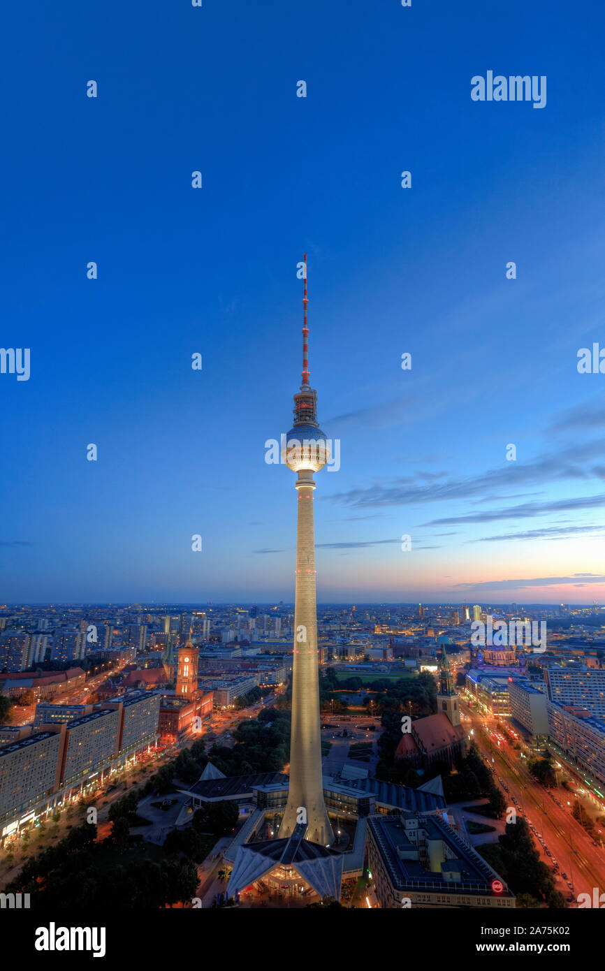 Germany, Berlin, Alexanderplatz, TV Tower (Fernsehturm Stock Photo - Alamy