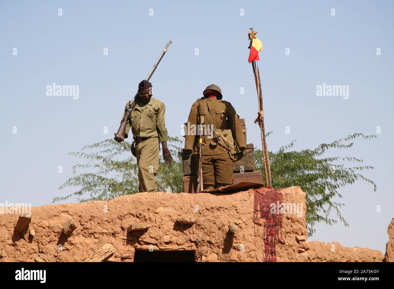Dogon country : funeral at Kundu Andou Stock Photo - Alamy