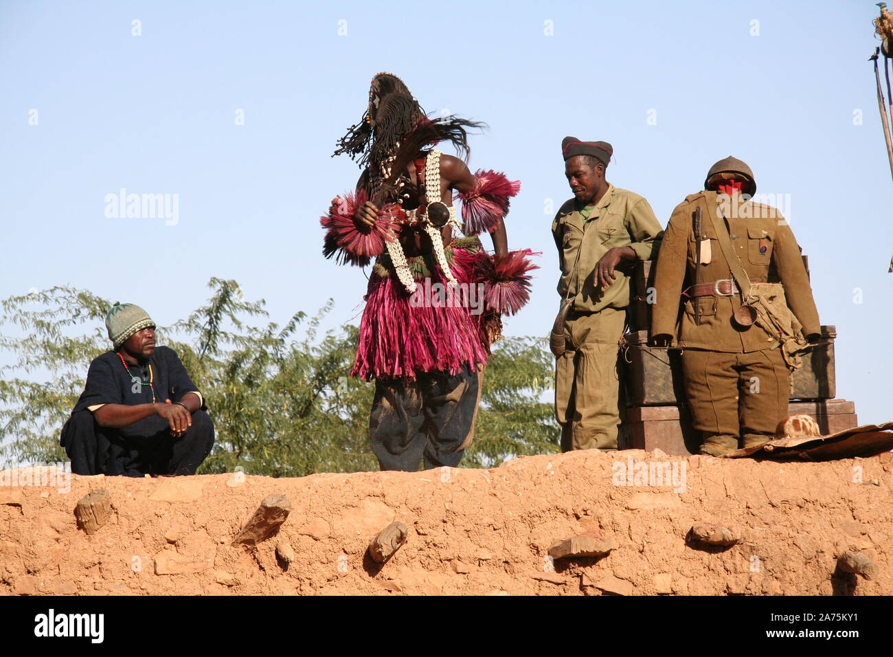 Dogon country : funeral at Kundu Andou Stock Photo - Alamy