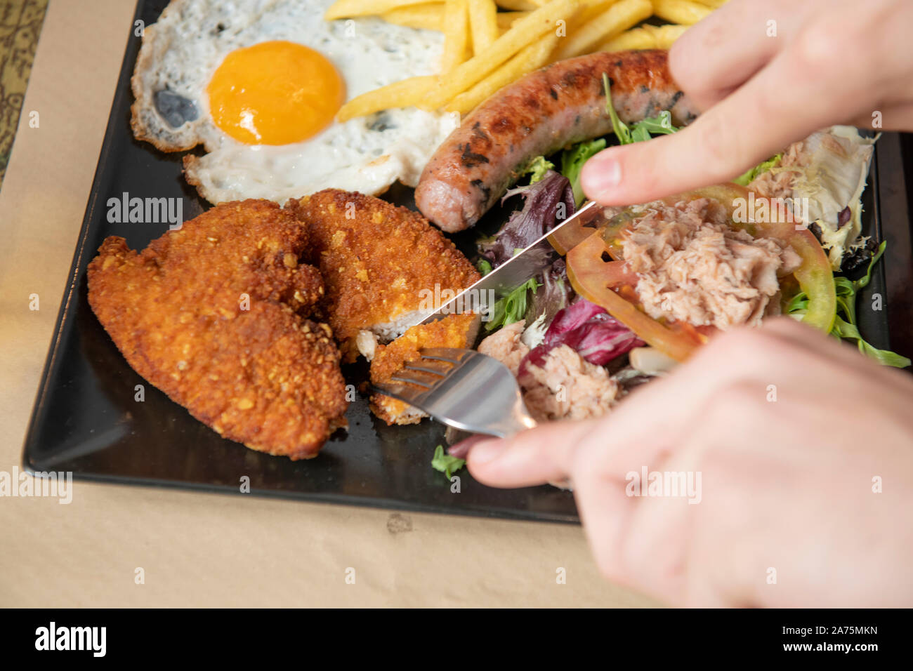 Resturant table lunch hi-res stock photography and images - Alamy