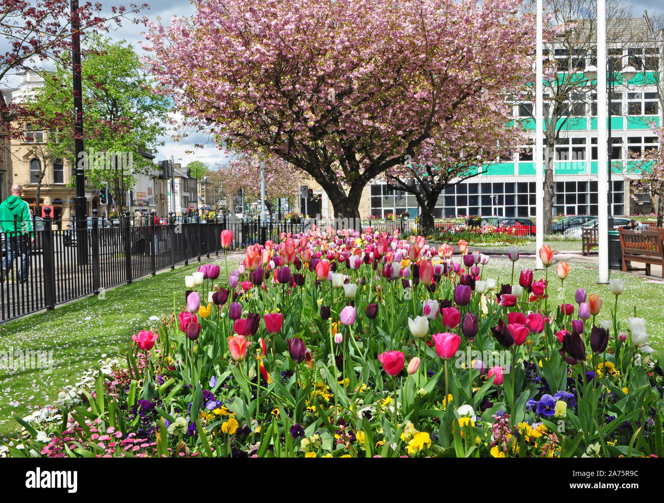 Keighley town hall square hi-res stock photography and images - Alamy