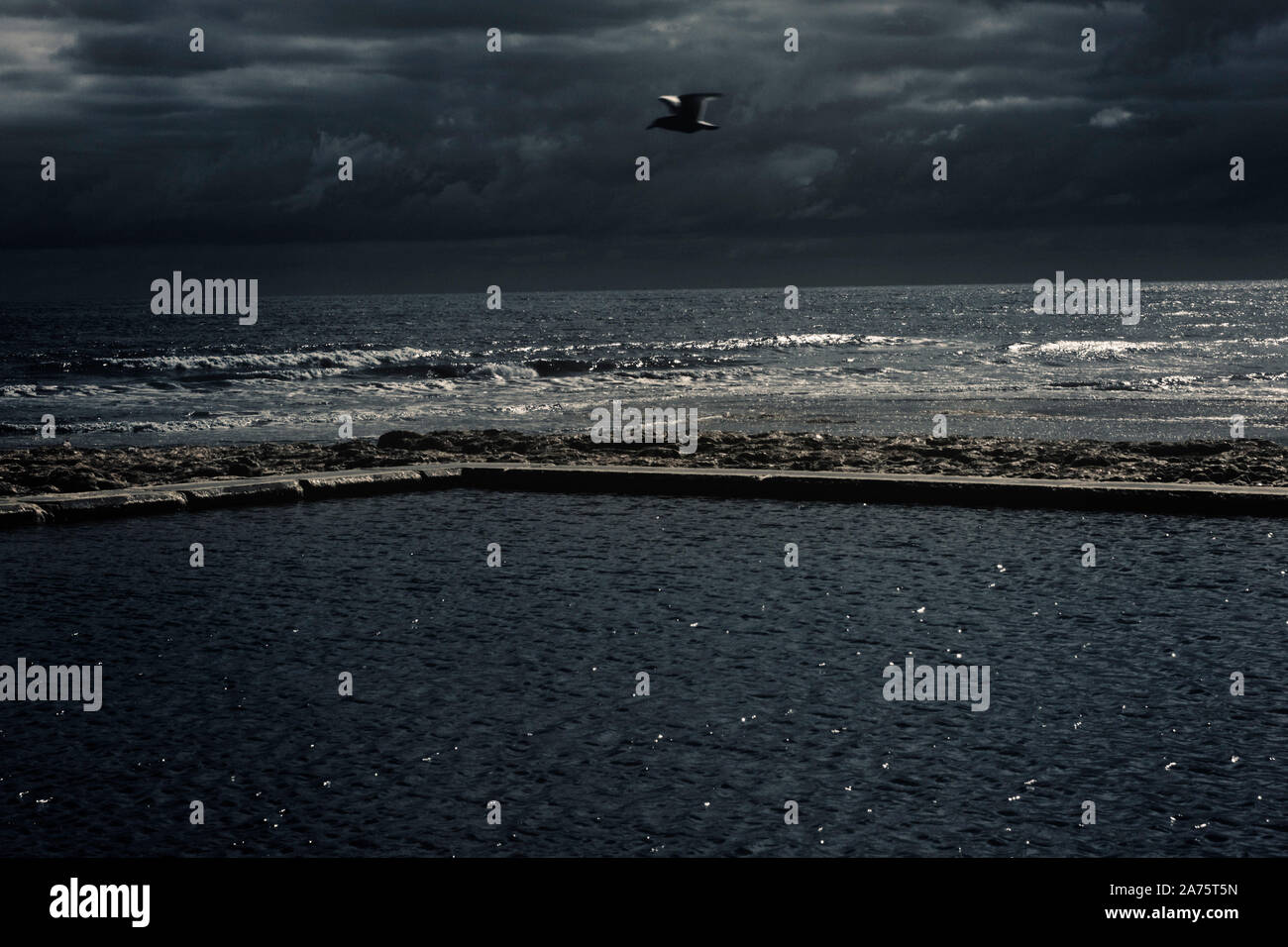 Tidal pool broadstairs hi-res stock photography and images - Alamy