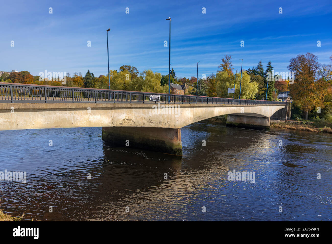The Queens bridge over the river Tay at Perth Stock Photo - Alamy