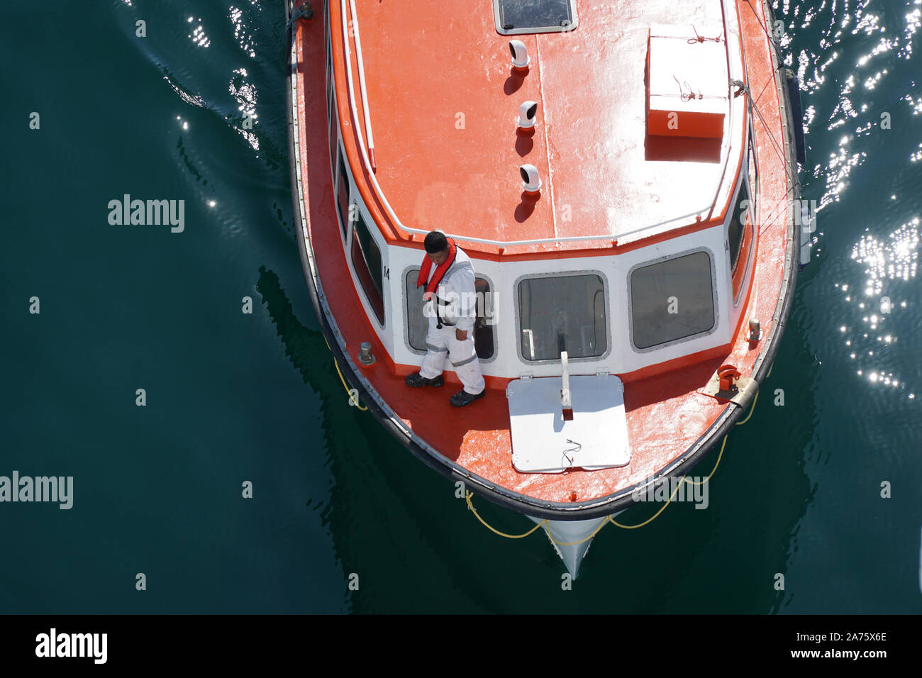 Crewman on ship deck hi-res stock photography and images - Alamy