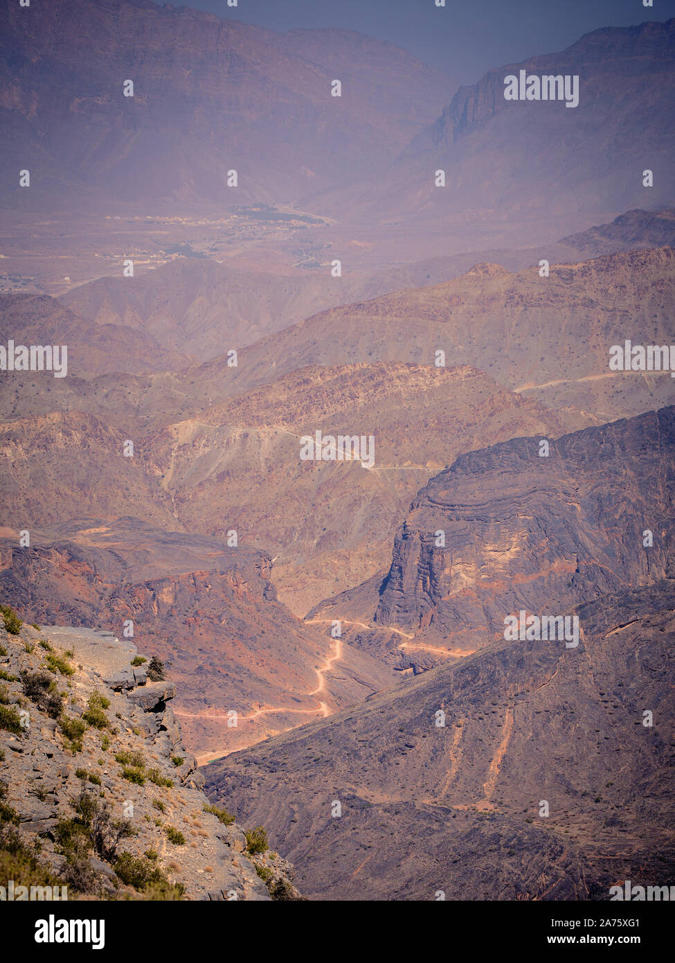 Al Hajar mountains in Oman Stock Photo - Alamy