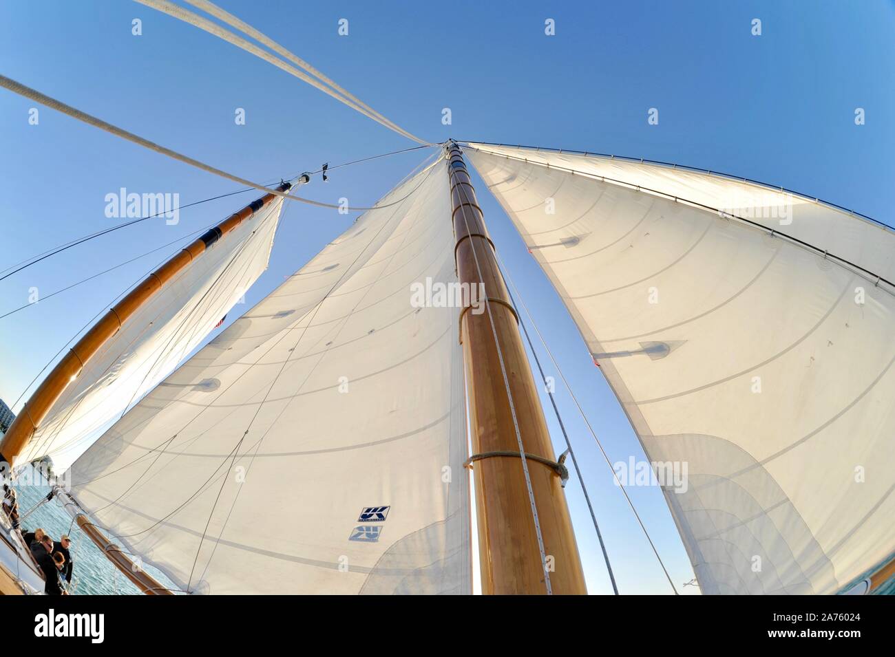 Wind filling sails hi-res stock photography and images - Alamy