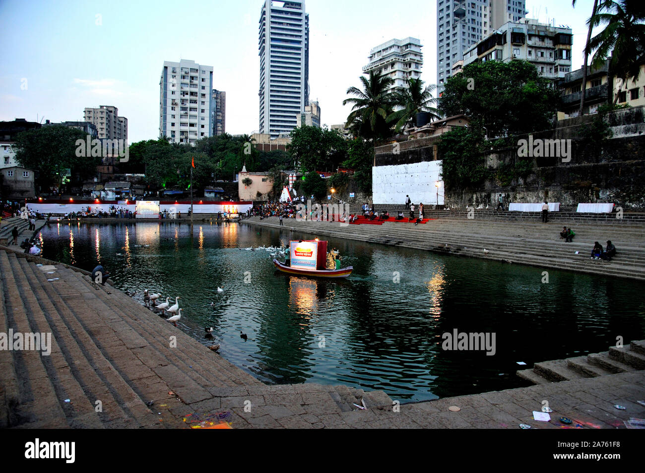 Mumbai Walkeshwar High Resolution Stock Photography and Images - Alamy