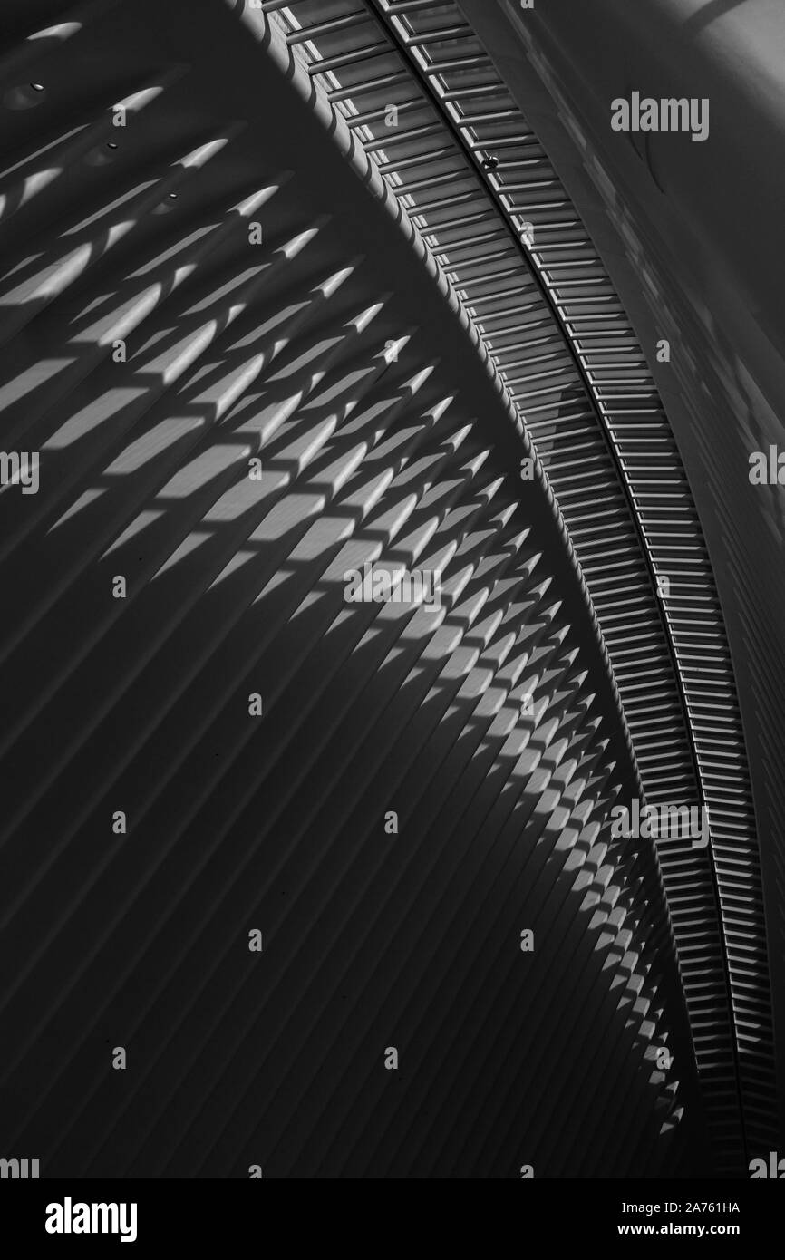 Calatrava oculus architecture Black and White Stock Photos & Images - Alamy