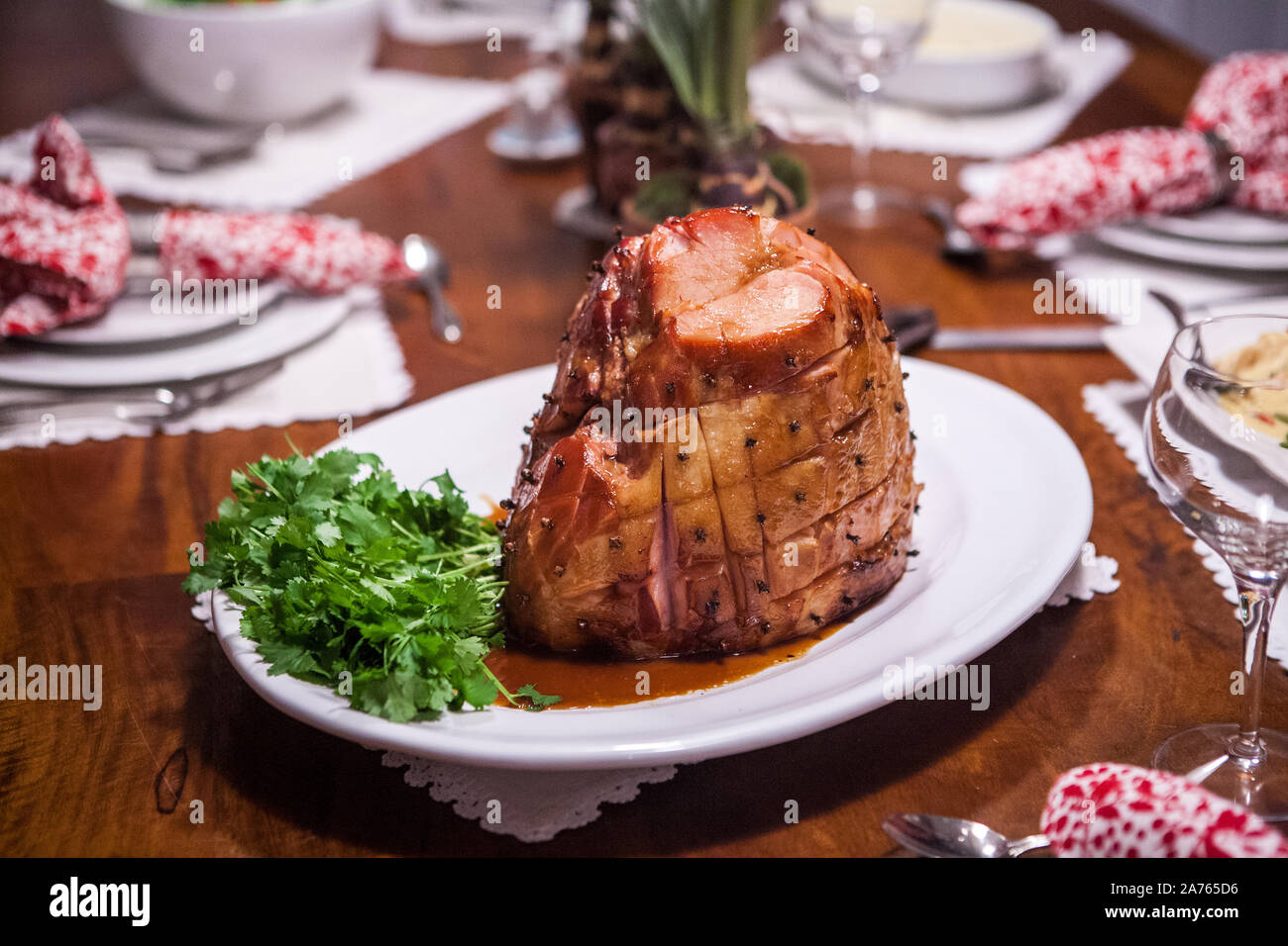 Ham table setting hi-res stock photography and images - Alamy