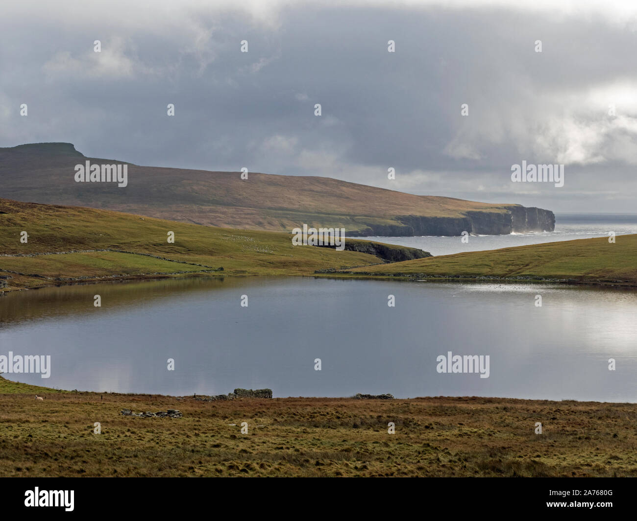 Shetland landscape hi-res stock photography and images - Alamy