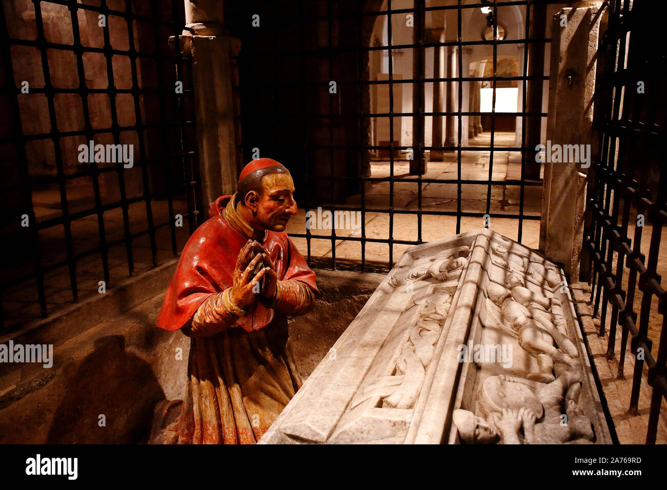 Italy Lombardy Milan Crypte Church Of San Sepolcro - Saint Carlo ...