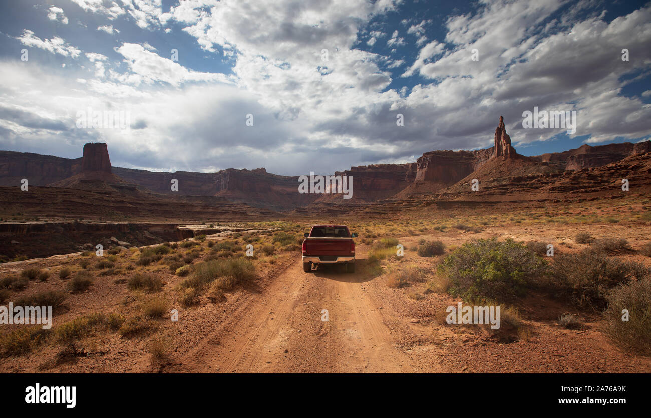White Rim Trail, a 4x4 wheel drive road in Canyonlands National Park ...