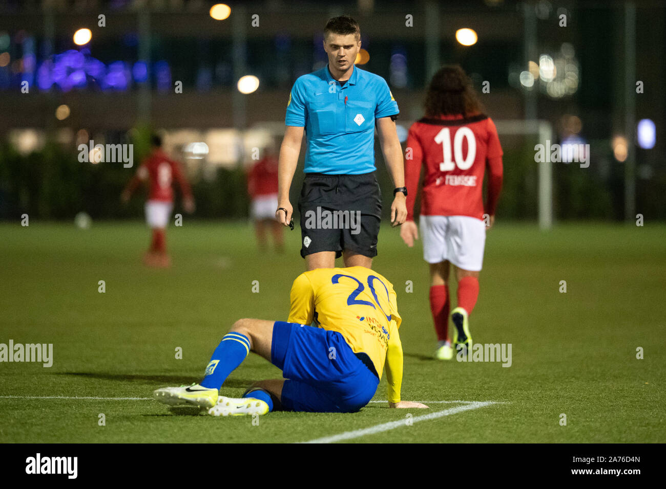Eerste ronde hi-res stock photography and images - Alamy