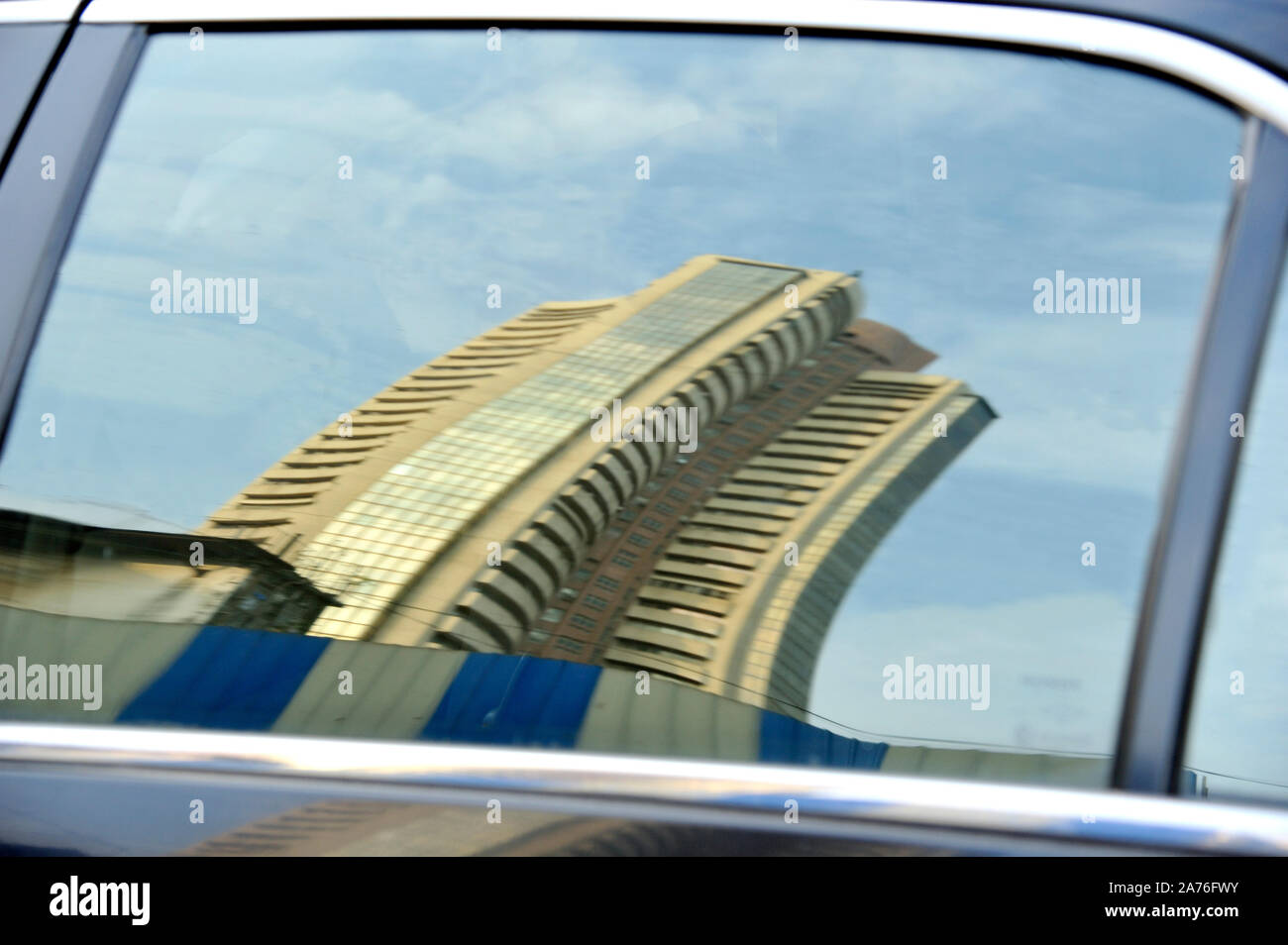 Bombay stock exchange building hi-res stock photography and images - Alamy