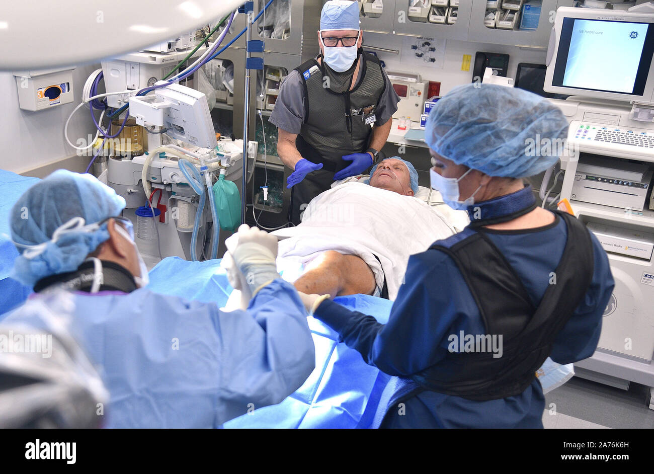 Hall of Fame quarterback Joe Montana is seen in the operating room at ...