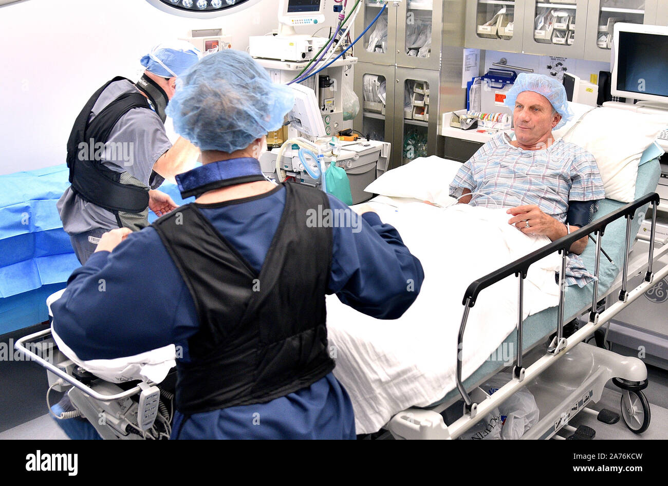 Hall of Fame quarterback Joe Montana is seen in the operating room at ...