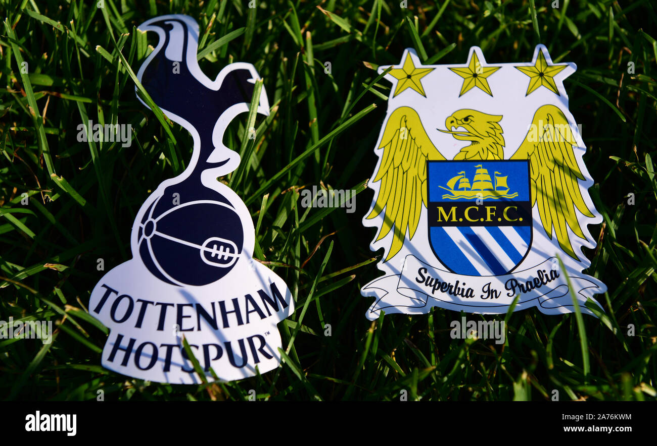 Emblems of english football clubs hi-res stock photography and images ...