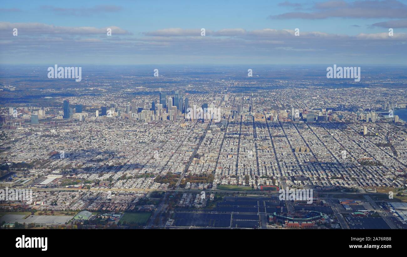 Aerial view of the skyline of the city of Philadelphia and the ...
