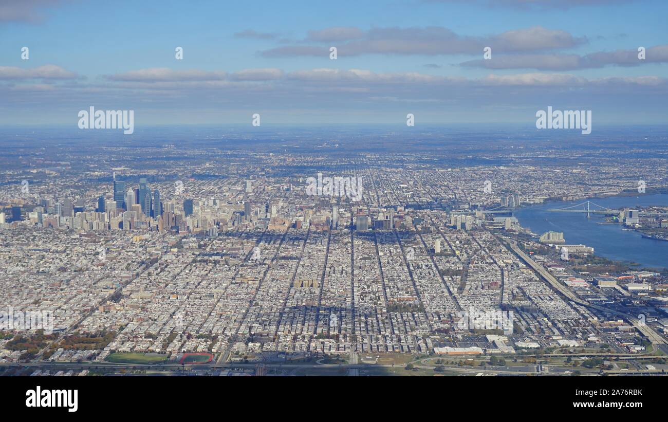 Aerial view of the skyline of the city of Philadelphia and the ...
