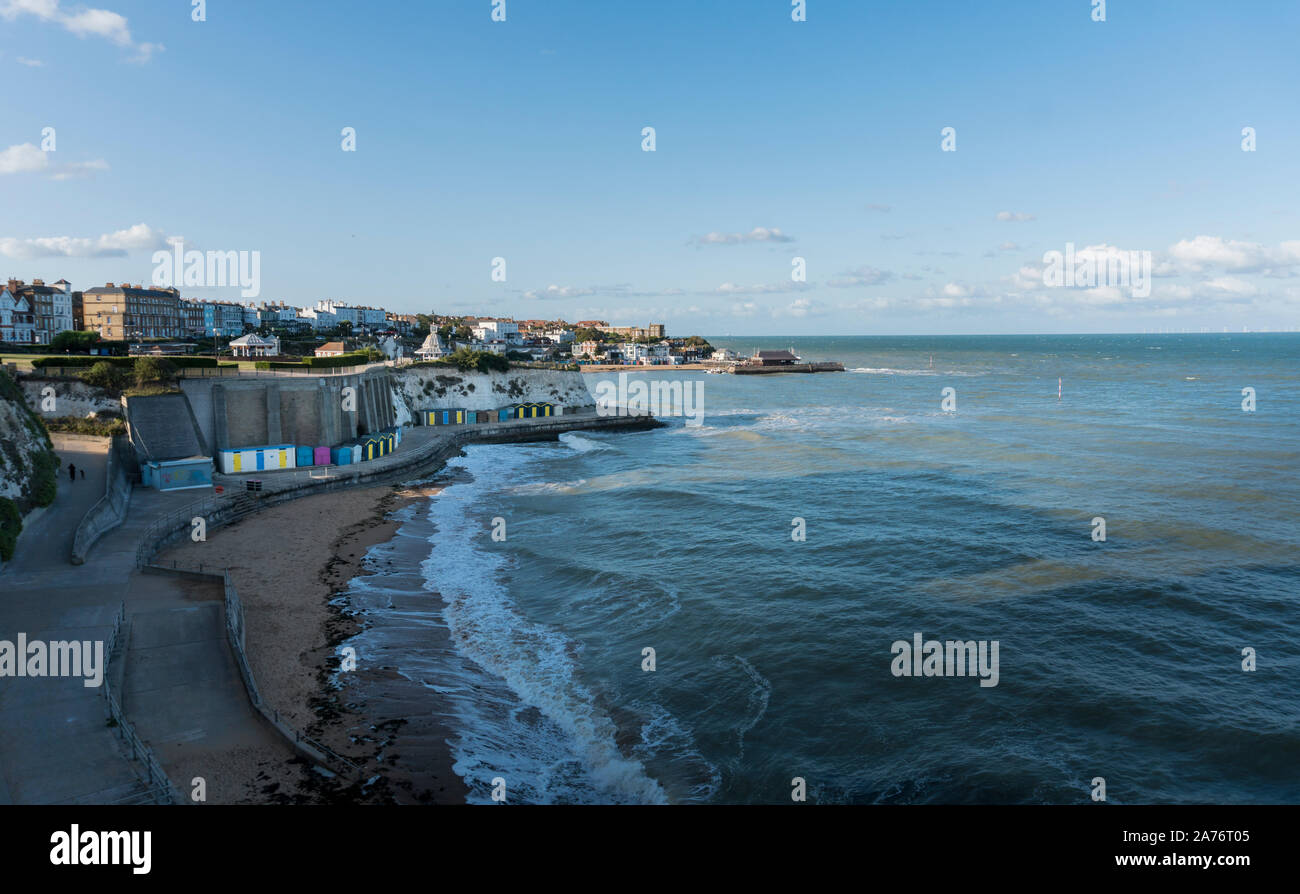 Viking Bay in the quaint seaside town of Broadstairs, Kent, UK Stock ...