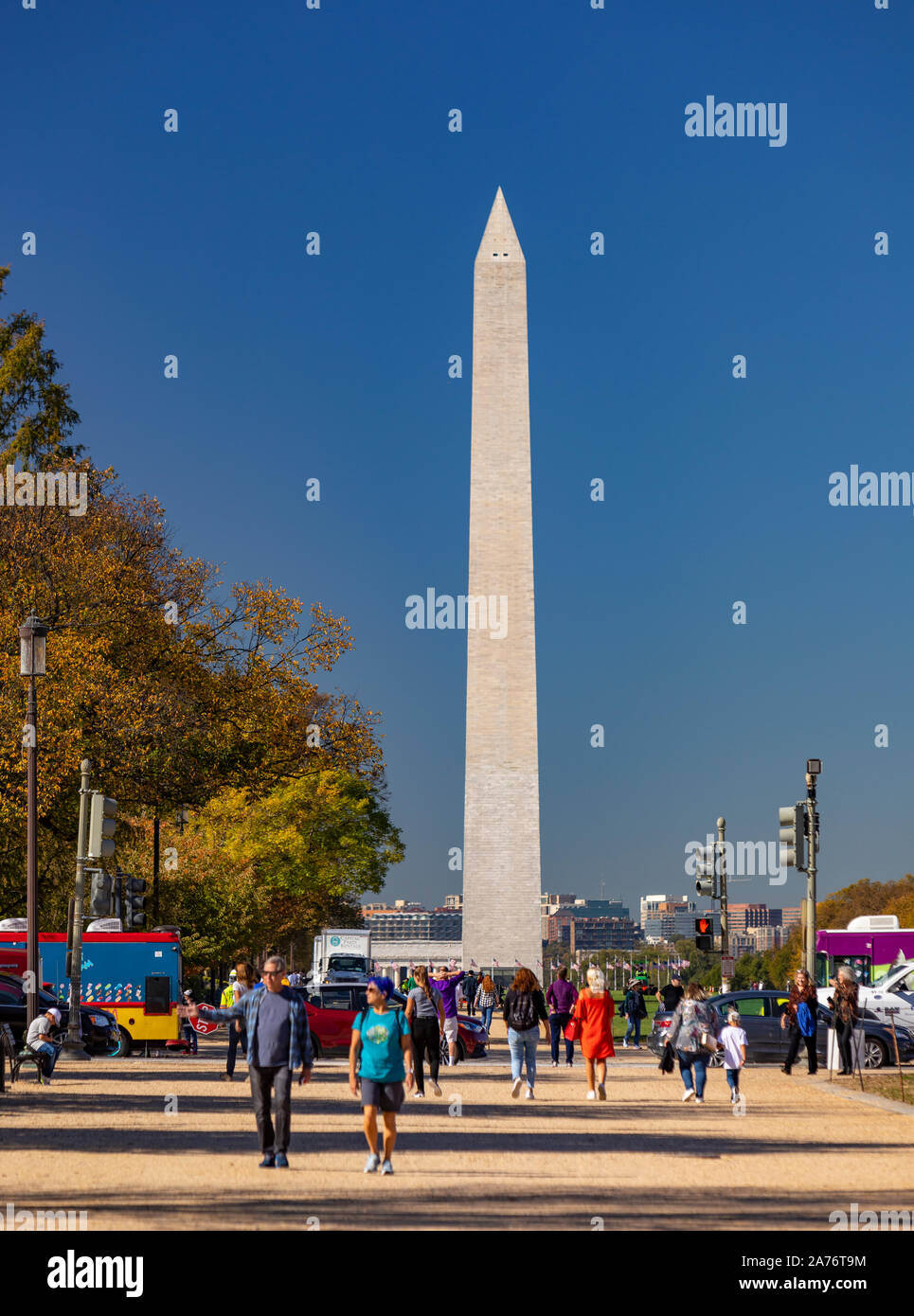 Front of mall of america hi-res stock photography and images - Alamy