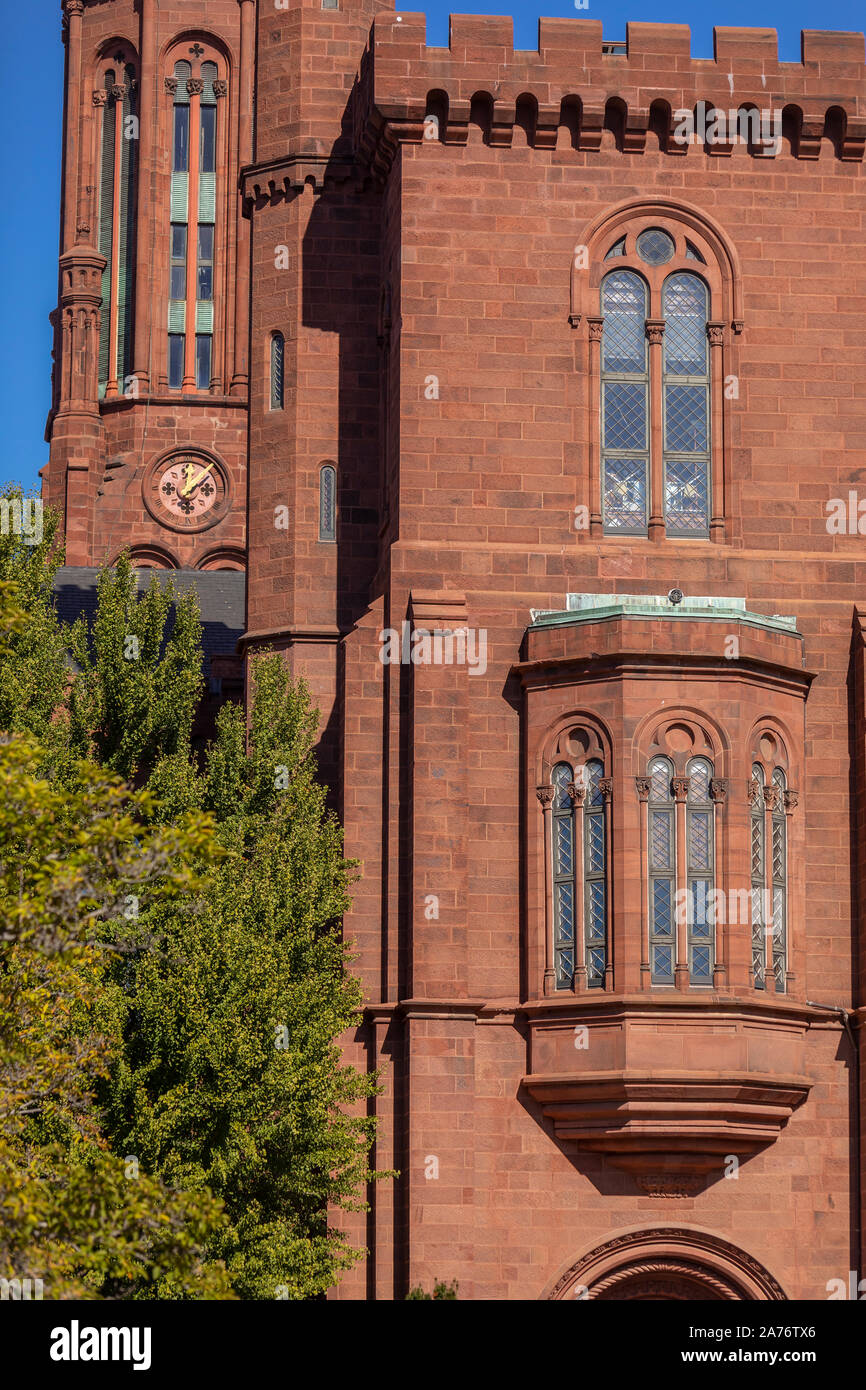 WASHINGTON, DC, USA - Smithsonian Institution Building, The Castle ...