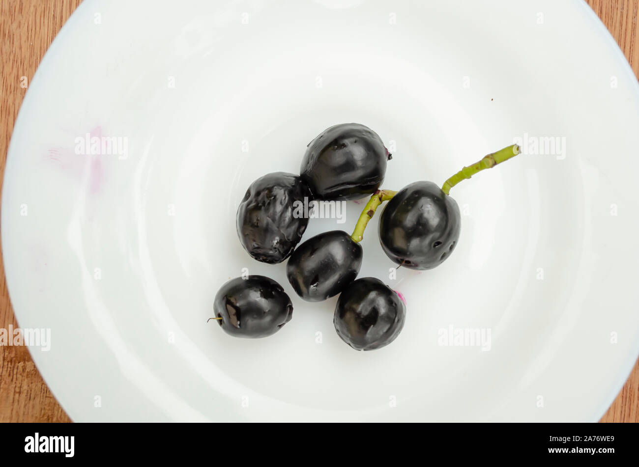 Cyzygium Cumini In Plate Stock Photo - Alamy