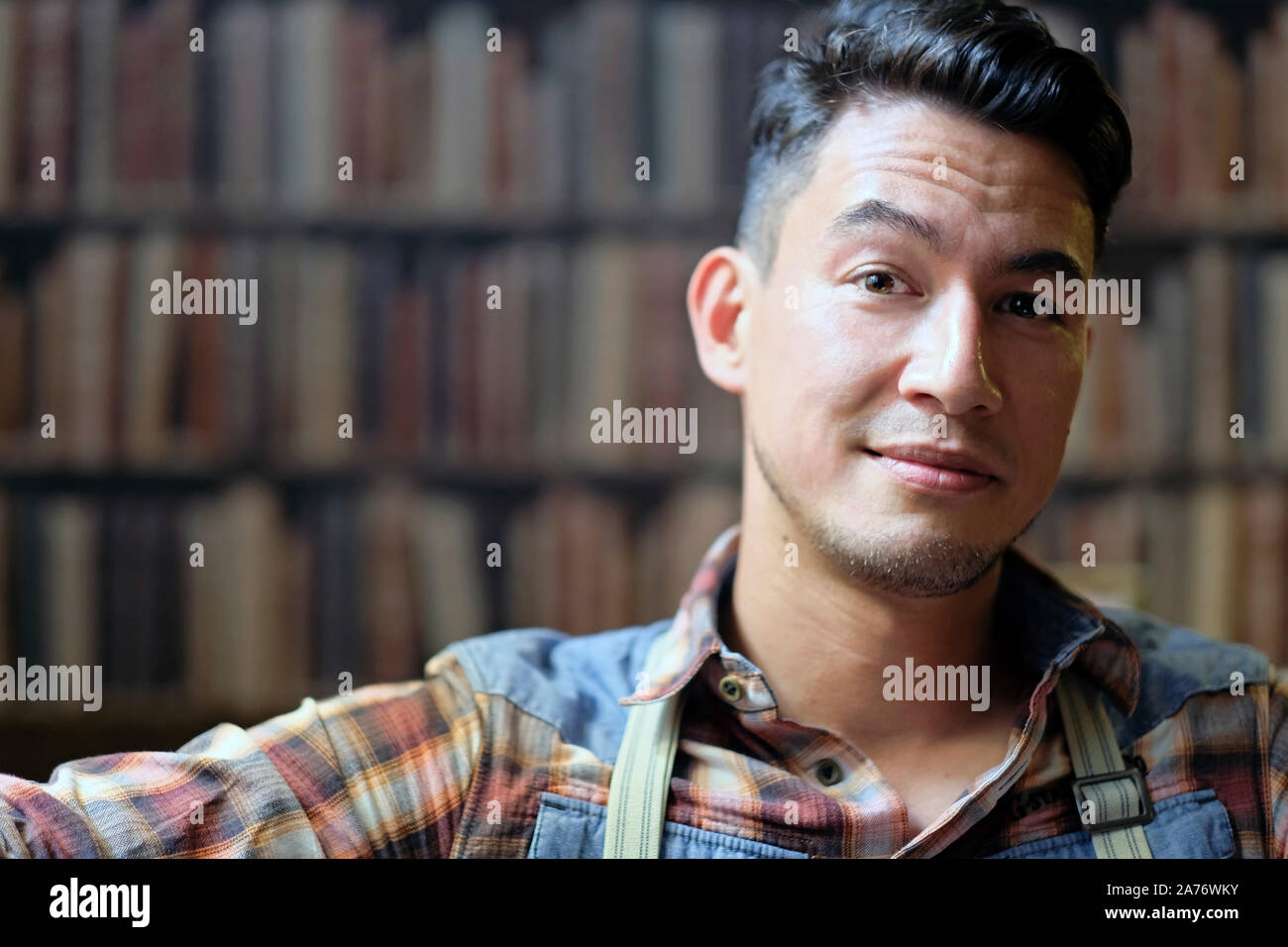 Slight smirk hi-res stock photography and images - Alamy