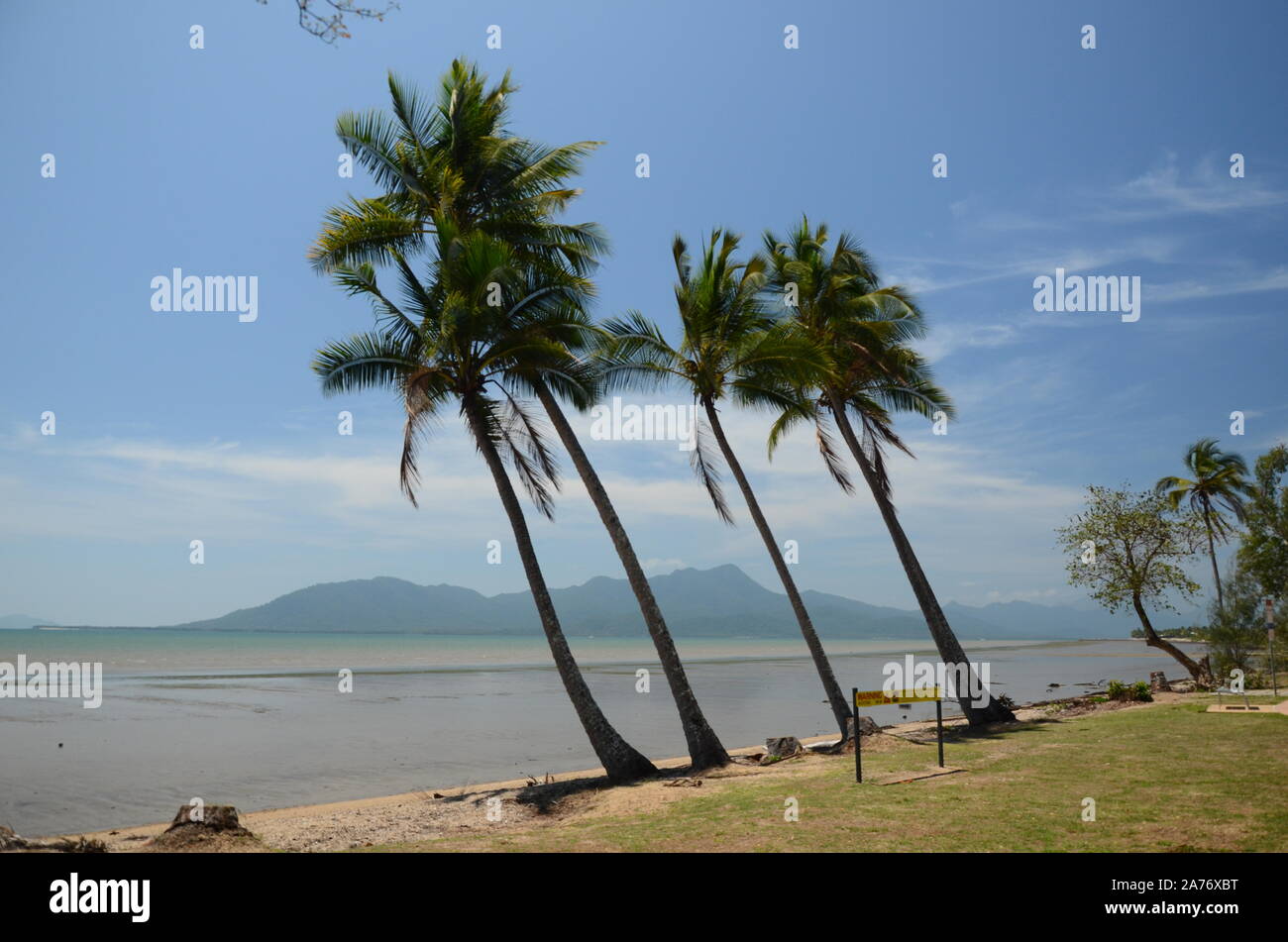 Cassowary coast region australia hi-res stock photography and images ...
