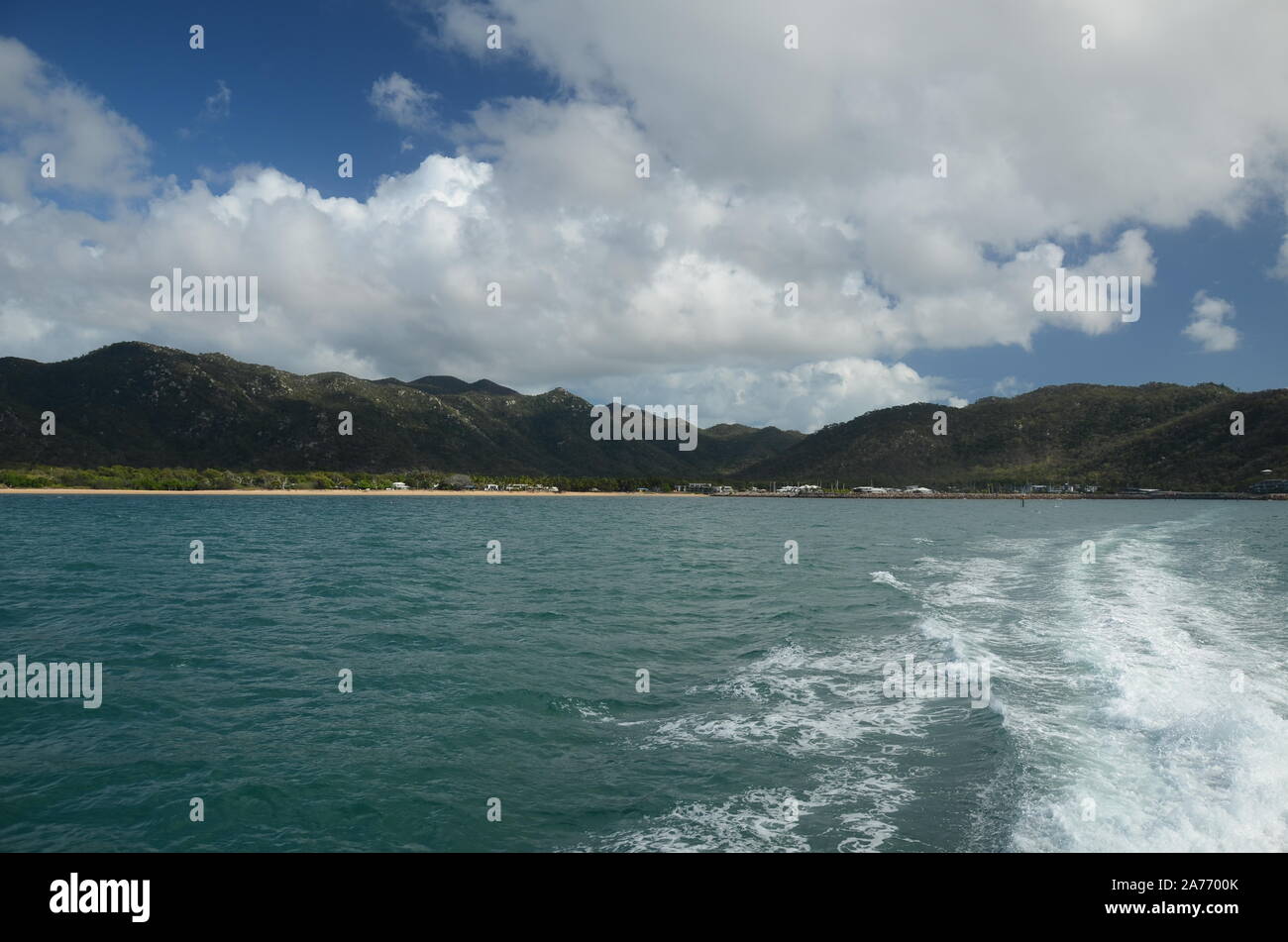 Nelly bay harbour hi-res stock photography and images - Alamy