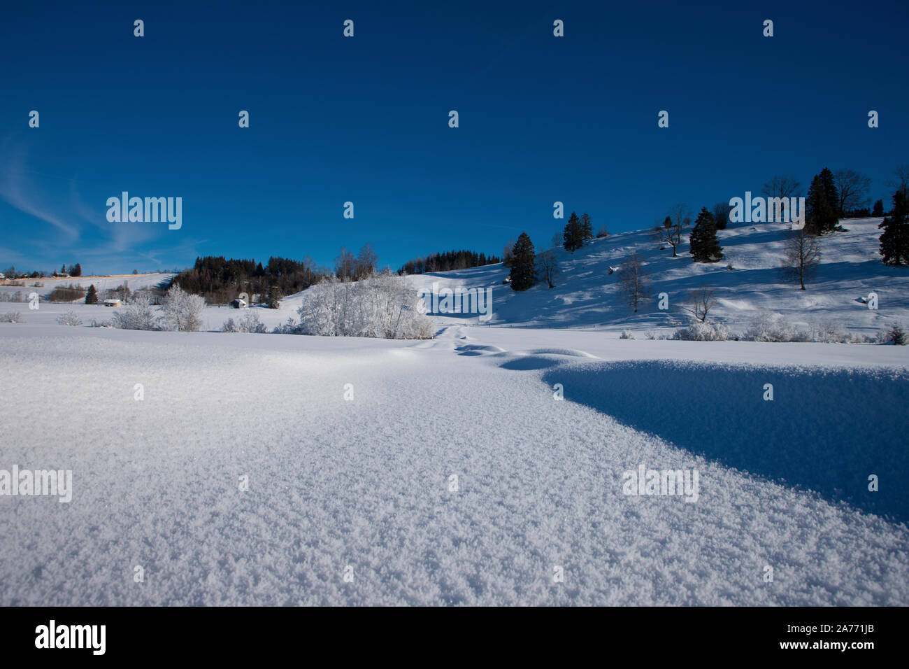 Snowdrift in the alps hi-res stock photography and images - Alamy