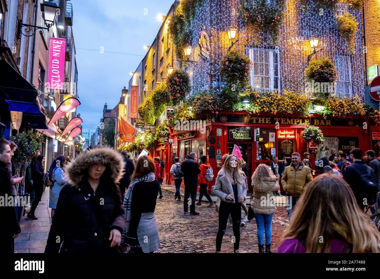 Temple Bar entertainment district, Dublin, Ireland Stock Photo - Alamy