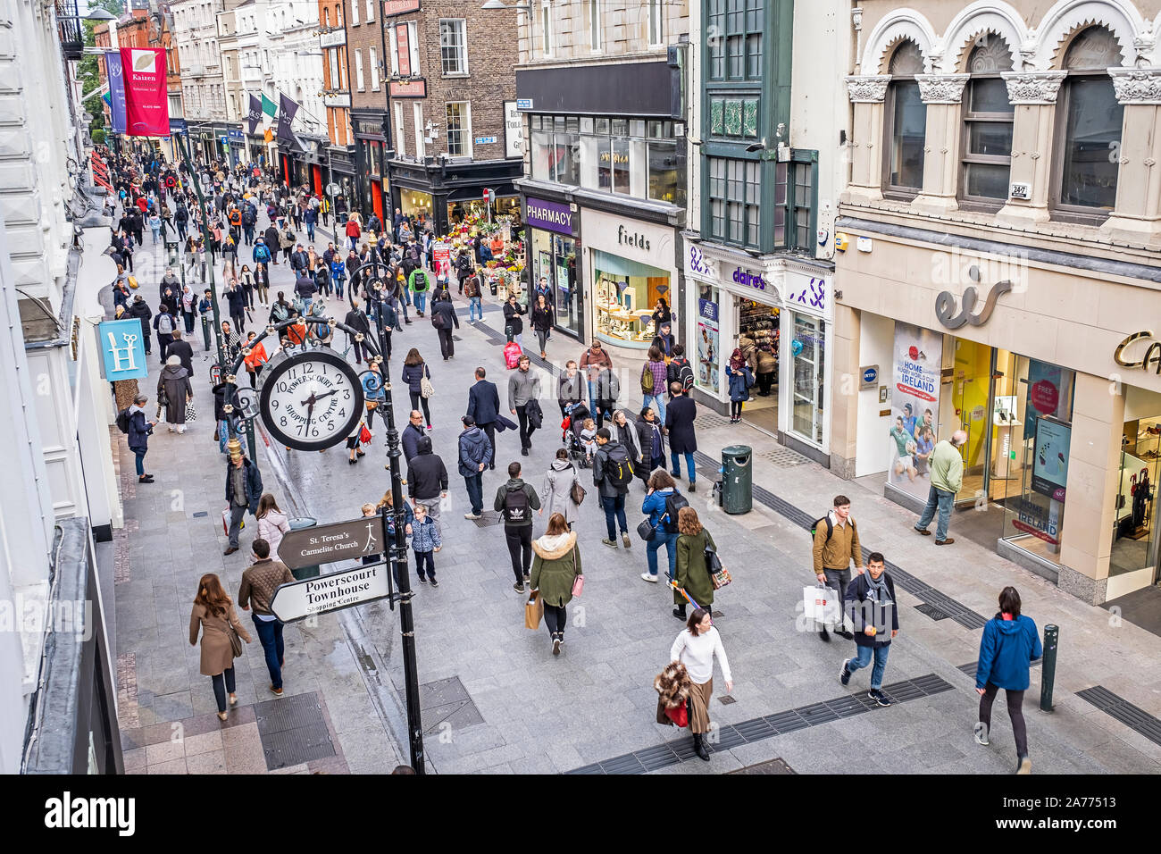 Architecture street dublin aerial hi-res stock photography and images ...