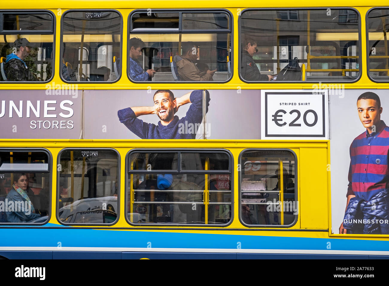 Bus in downtown dublin hi-res stock photography and images - Alamy
